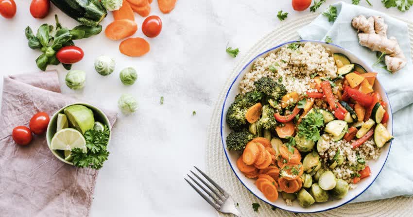 Candida intestinale: cause, diagnosi e rimedi